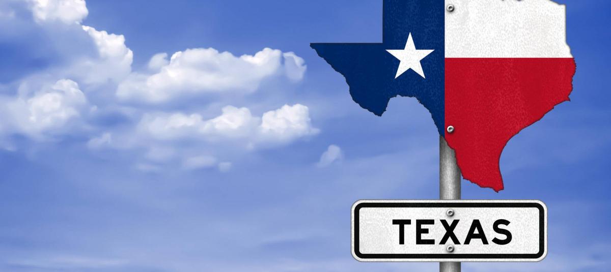 La nueva ley de Texas que afectará a los migrantes indocumentados que ...