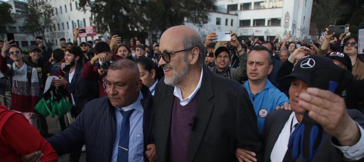 El rector de la Universidad Nacional se aferra al cargo y se opone a ...