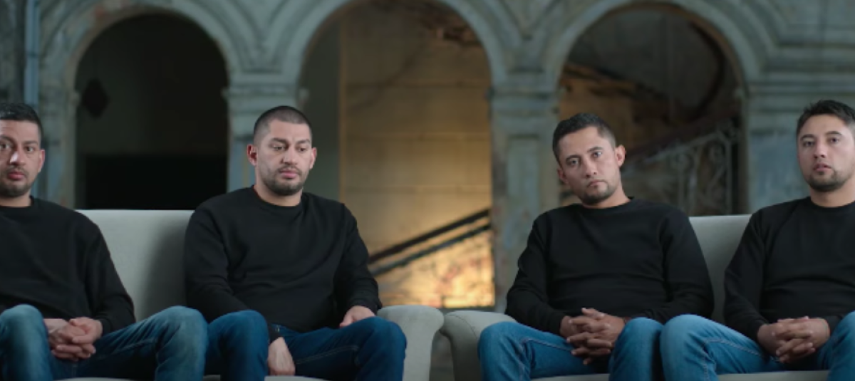 La historia de cuatro hermanos gemelos intercambiados al nacer y que lo ...
