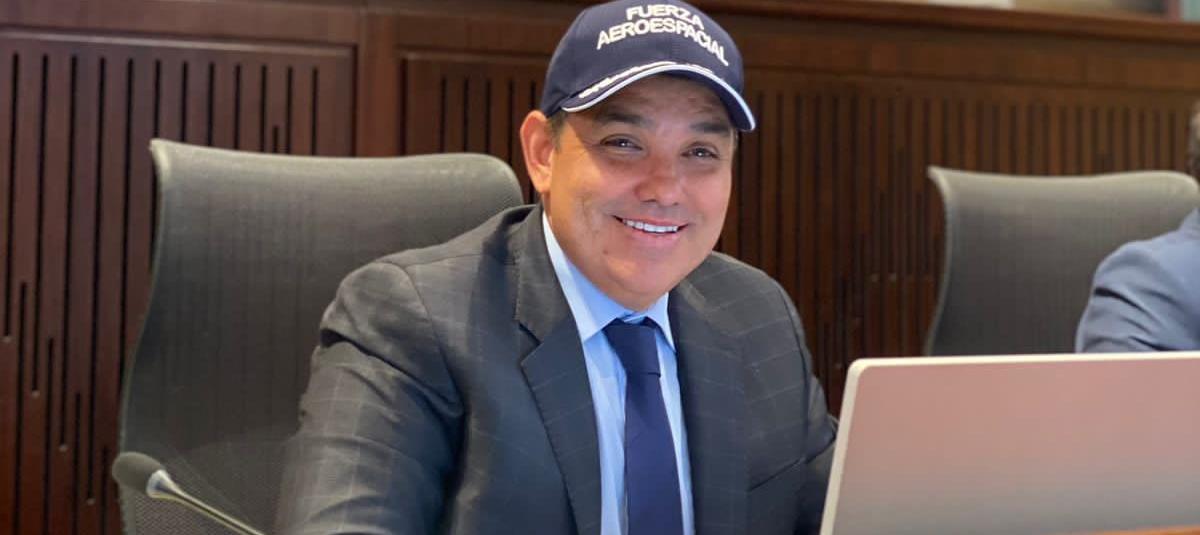 Jaime Lacouture fue reelegido como Secretario General de la Cámara de ...