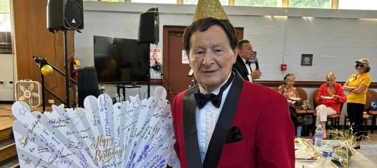 Tiene 100 años y relató por primera vez su secreto para la longevidad