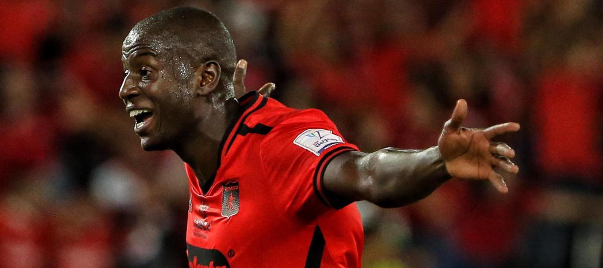 Video | Adrián Ramos recibió un merecido reconocimiento antes de la ...