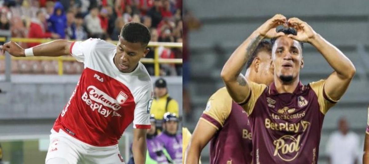 セルフ乳首なめ