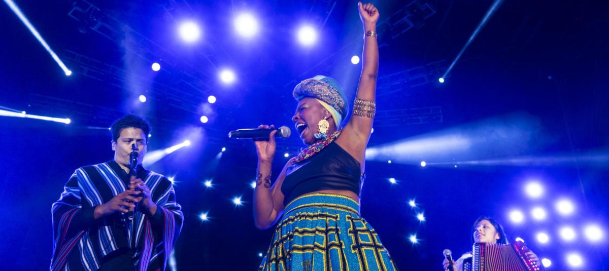 La historia de Cynthia Montaño, la cantante afrocolombiana que no busca ...