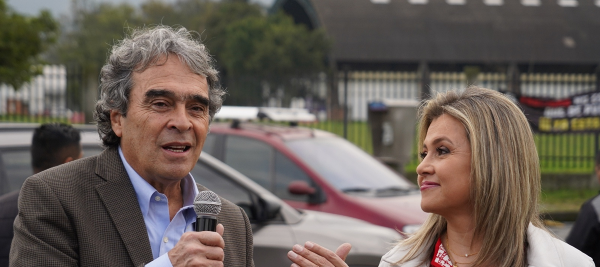 Sergio Fajardo, candidato presidencial, presenta su propuesta de empleo ...