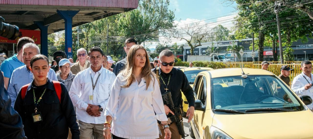 CNE alista investigación y pliego de cargos contra Julio César González ...