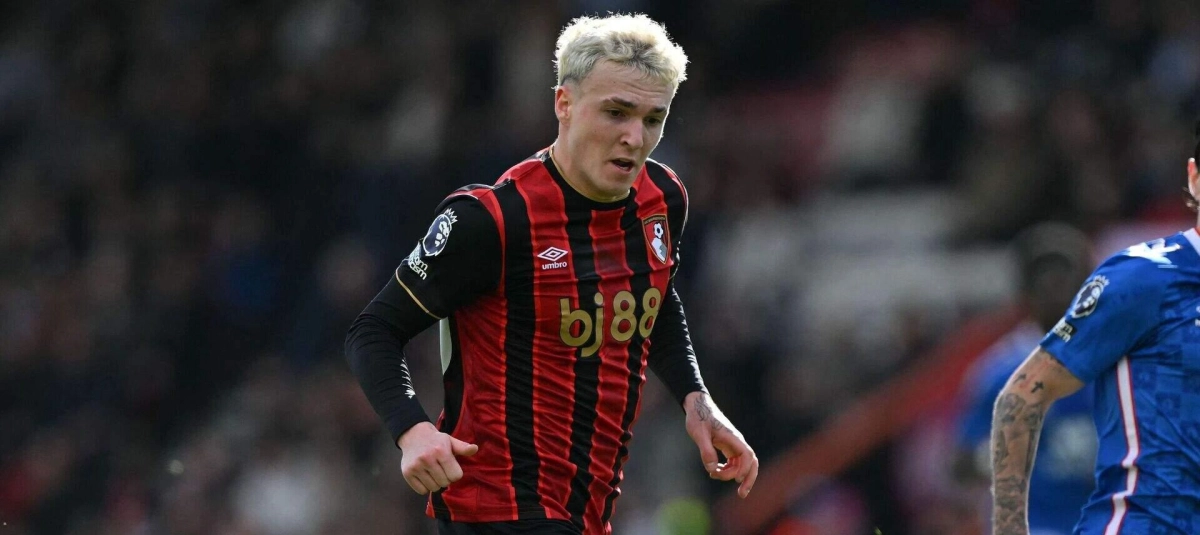 Escándalo en Inglaterra: Álex Jiménez, figura en Premier League, es ...