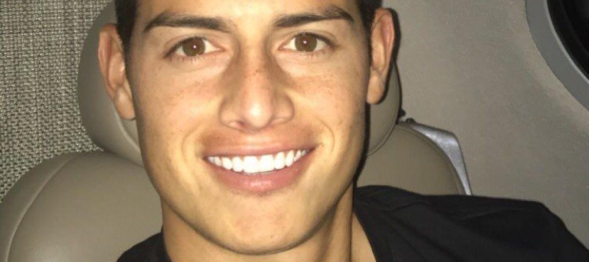 James Rodríguez camino a la concentración de la Selección Colombia