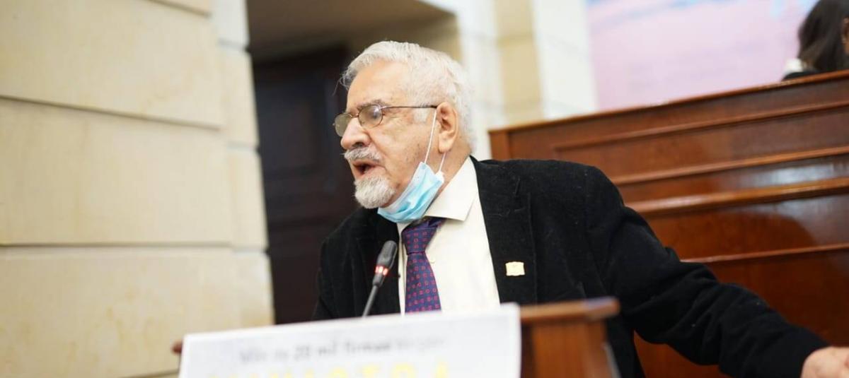 Polo rechaza comentarios machistas de Germán Navas Talero contra ...