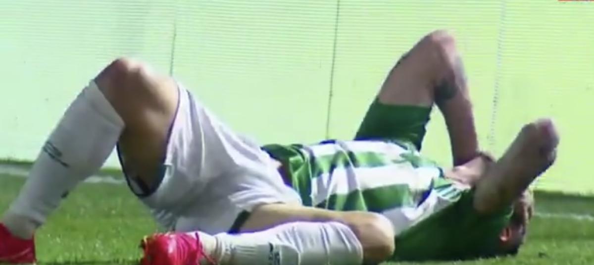 Escalofriante lesión en el fútbol argentino: jugador entierra los taches y se lastima el tobillo ...