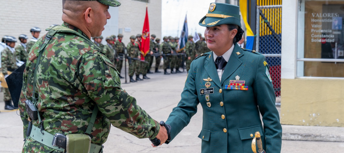 Nombramiento histórico: la mayor María Fernanda Martínez asumió ...