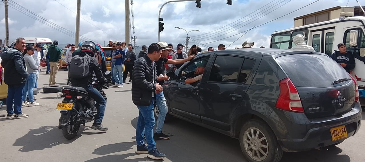 Caos en Tunja por protesta de taxistas: 13 bloqueos paralizaron la ...