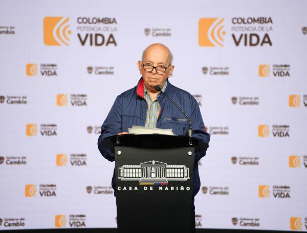Presidente Petro responde a las Autodefensas de la Sierra tras anuncio ...