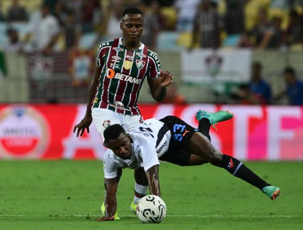 Jhon Arias brilla con dos asistencias en triunfo de Fluminense en ...