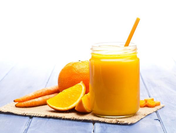 ¿Qué tanto azúcar hay en el jugo de naranja? ¿Sube la glucosa?
