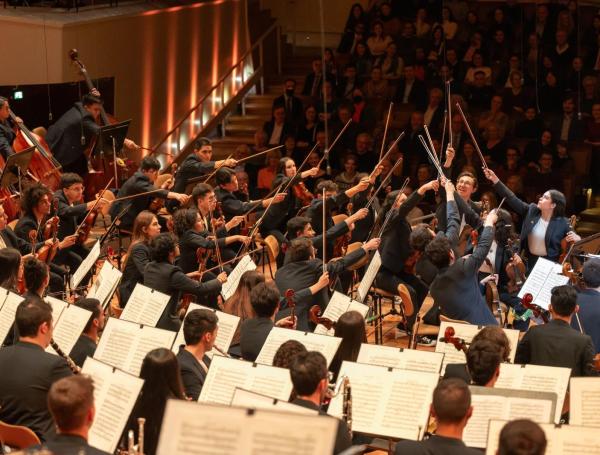 Cundinamarca Fest, concierto gratis de la Filarmónica, graffiti urbano ...