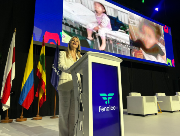 Lanzamiento de Vicky Dávila aprieta la puja en el partidor presidencial ...