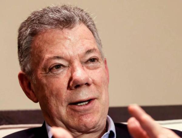 Benedetti se fue contra Juan Manuel Santos por supuestamente decir que ...