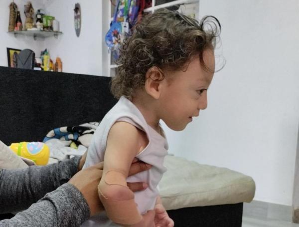 El clamor de la familia de Justin Martínez Gil, el niño que tiene una ...