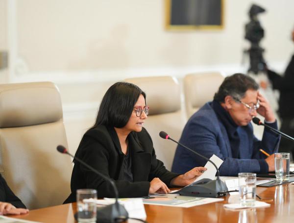 Denuncian a Armando Benedetti y Angie Rodríguez por presunto tráfico de ...