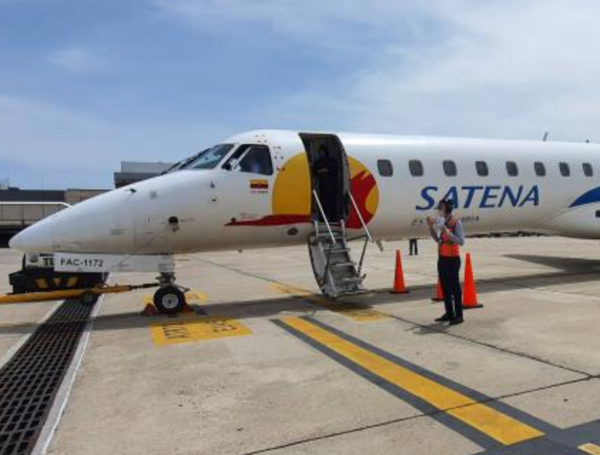 Satena, última aerolínea con vuelos desde Colombia, suspende ...