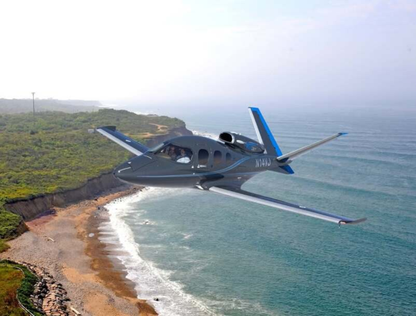 Reconocida aerolínea privada de Estados Unidos se declara en bancarrota ...