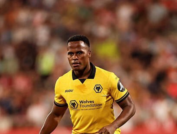 Es oficial: Jhon Arias se va de la Liga Premier y es nuevo jugador del ...