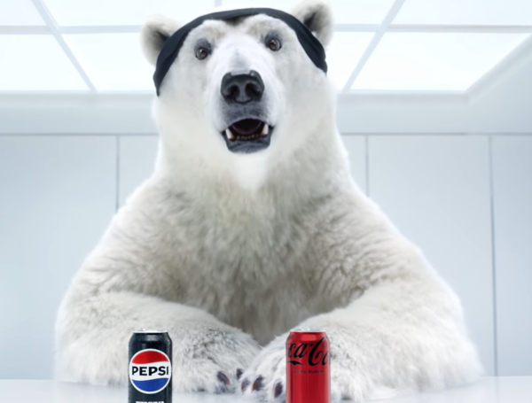 Pepsi va más allá y pone el oso polar de Coca-Cola como imagen de sus ...