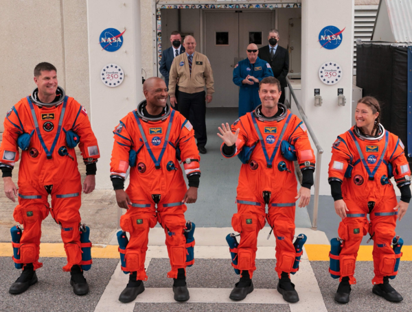 Nasa reveló detalles del primer día en órbita de la tripulación de ...