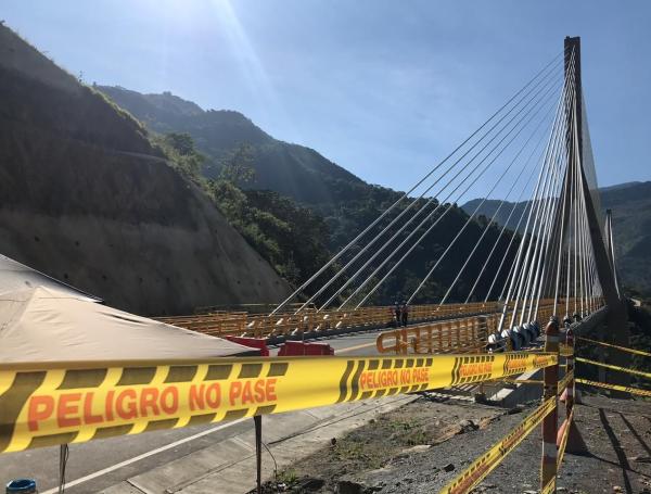 Así va la prueba de carga del puente Hisgaura en Santander