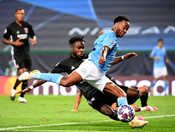 Sterling, estrella de la Premier League, sufre aterrador intento de ...