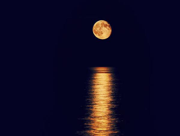 La Luna llena de nieve iluminará febrero: horarios, significado y ...