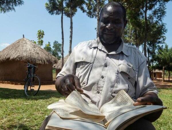 Musa Hasahya Kesera: padre de 102 hijos en Uganda dice que ya es suficiente