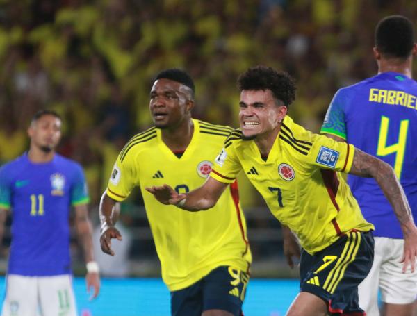 La Selección Colombia ganó contra Brasil con goles de Luis Díaz y causa ...