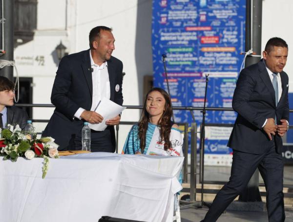 Mikhail Krasnov, ruso, se posesionó como alcalde de Tunja: así fue el inusual acto