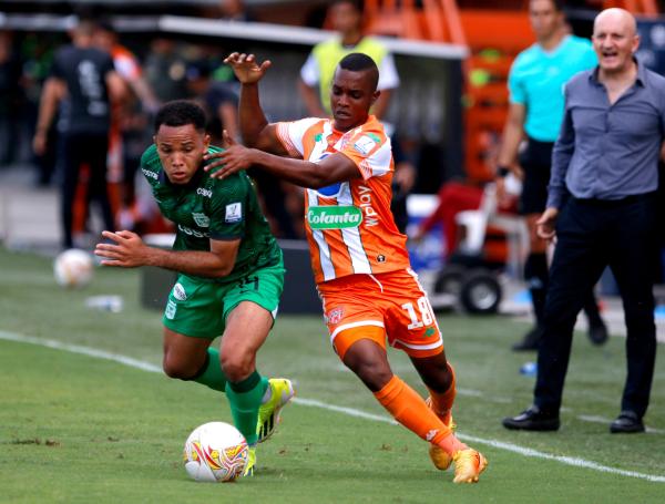 Dayron Pérez fue despedido de Envigado: séptimo técnico que pierde su ...