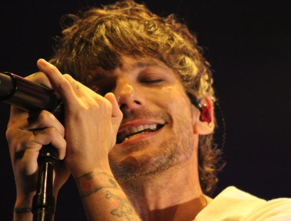 Louis Tomlinson sacudió con un vibrante concierto a Bogotá