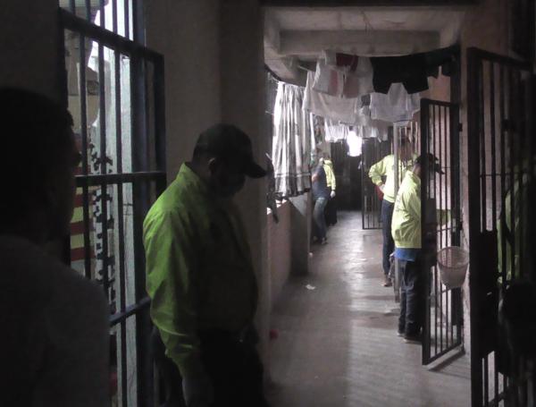 Así operaba 'call center criminal' en la cárcel de Girardot: tenían 12 ...