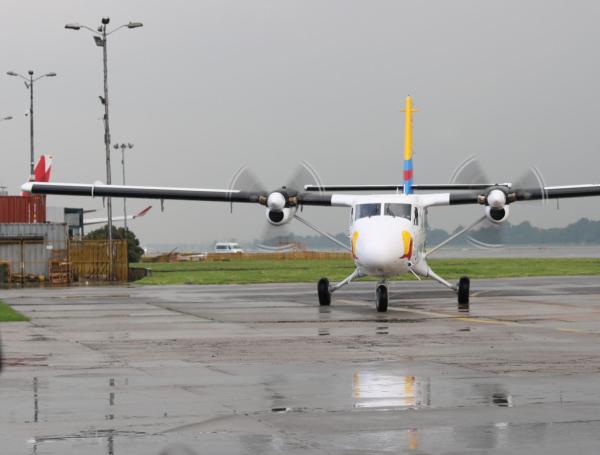 Satena, última aerolínea con vuelos desde Colombia, suspende ...
