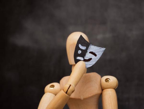 ¿Qué significa dedicarse a imitar a personas famosas, según la psicología?