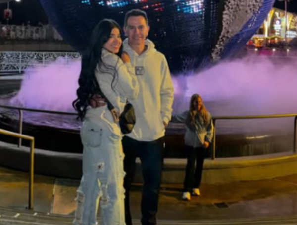Jenny López responde contundentemente por comentario sobre Jhonny Rivera