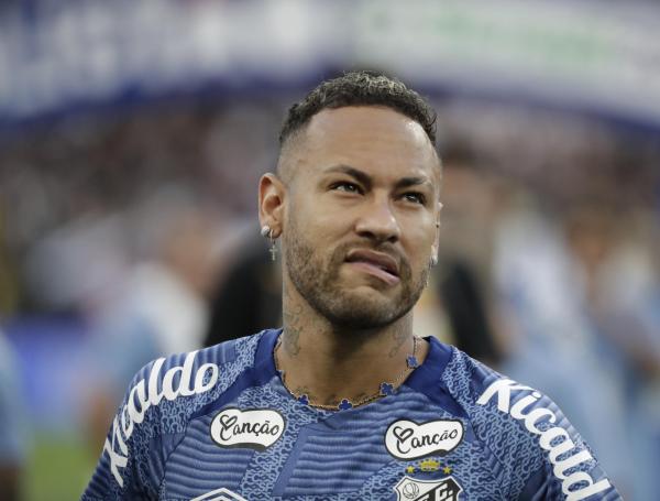 Lío en Brasil por caso Neymar: no jugó con Santos por lesión, pero ...