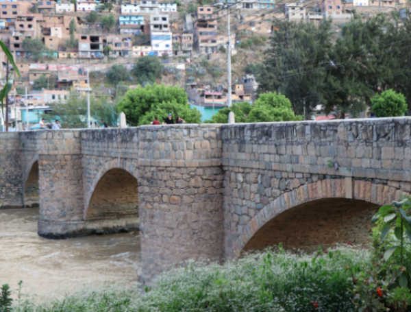 La historia del puente que fue construido con claras de huevo y lleva ...