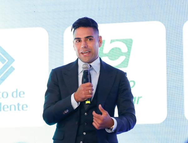 ¿Falcao García coquetea con otro club en España?: este es el modesto ...