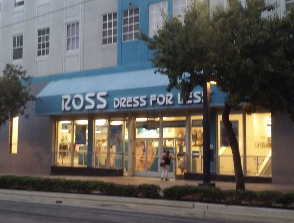 Ross abrió nuevas tiendas en California, Florida, Texas y otros estados ...