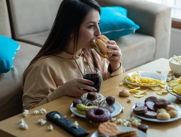 El agotamiento mental estaría relacionado con la mala alimentación y el ...