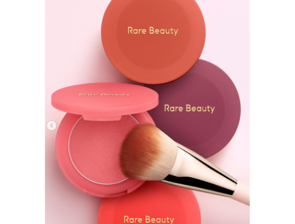 Selena Gómez anuncia que Rare Beauty, su reconocida marca de maquillaje ...