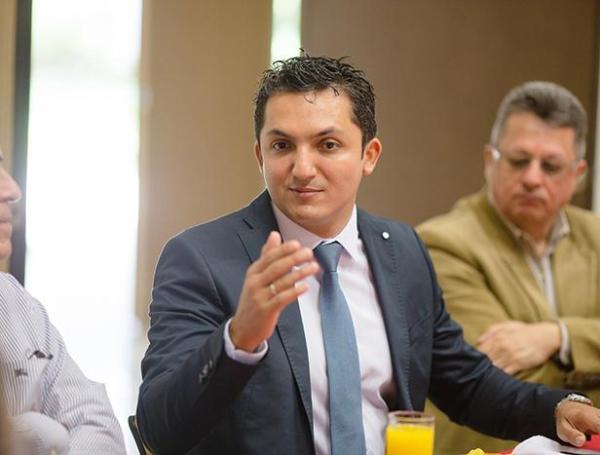 Corte Suprema se abstiene de investigar caso contra el senador Juan Pablo Gallo por compra de ...