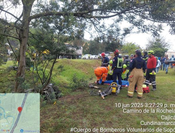 Grave accidente en la vía Bogotá - Briceño dejó una persona herida y un ...