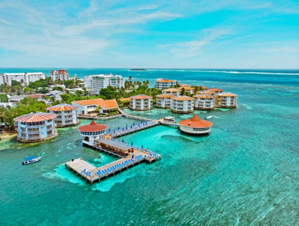 Las razones detrás del cierre de Aquarium, el lujoso hotel Decameron en ...